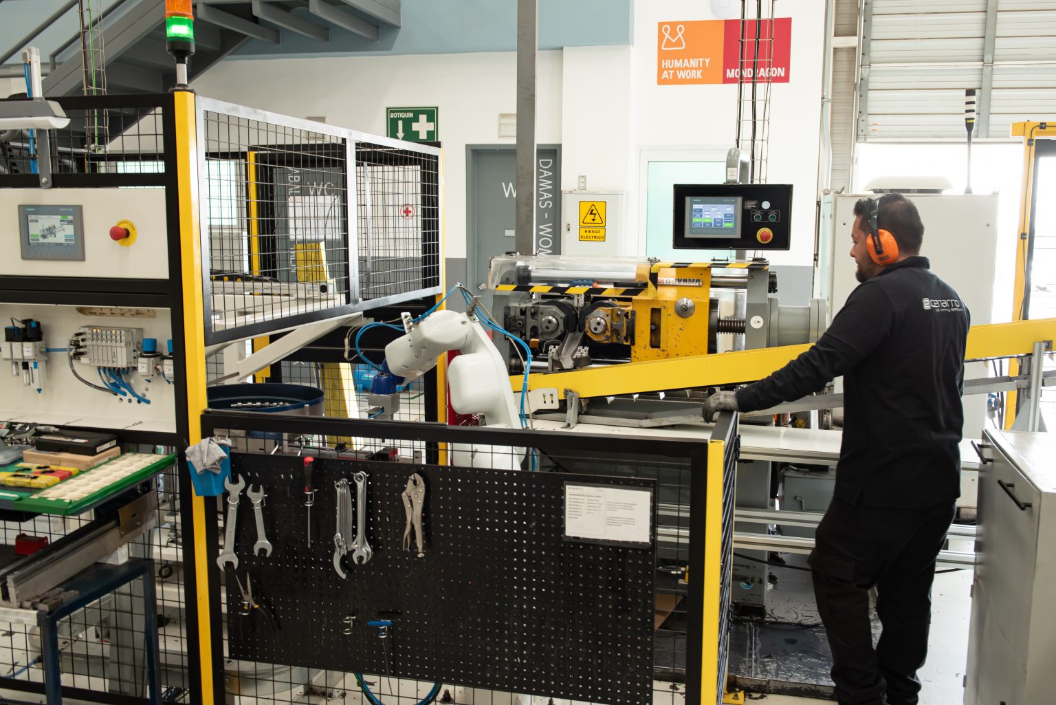 Ecenarro North America | Cold heading components